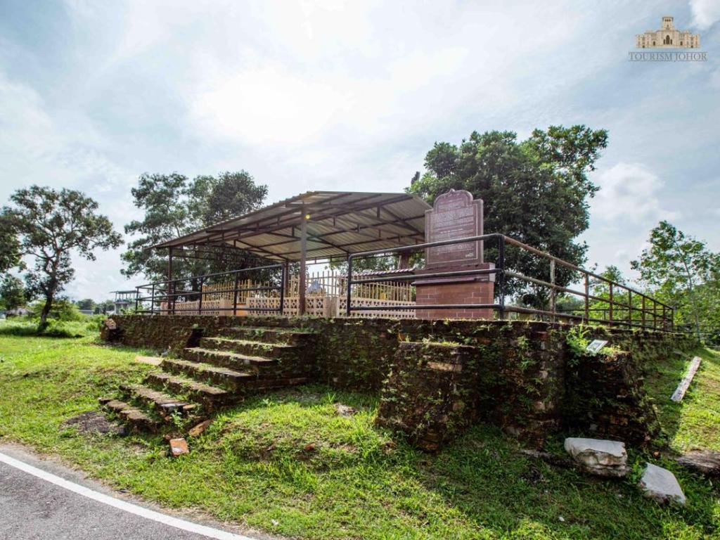 Makam Laksamana Bentan – Tourism Johor